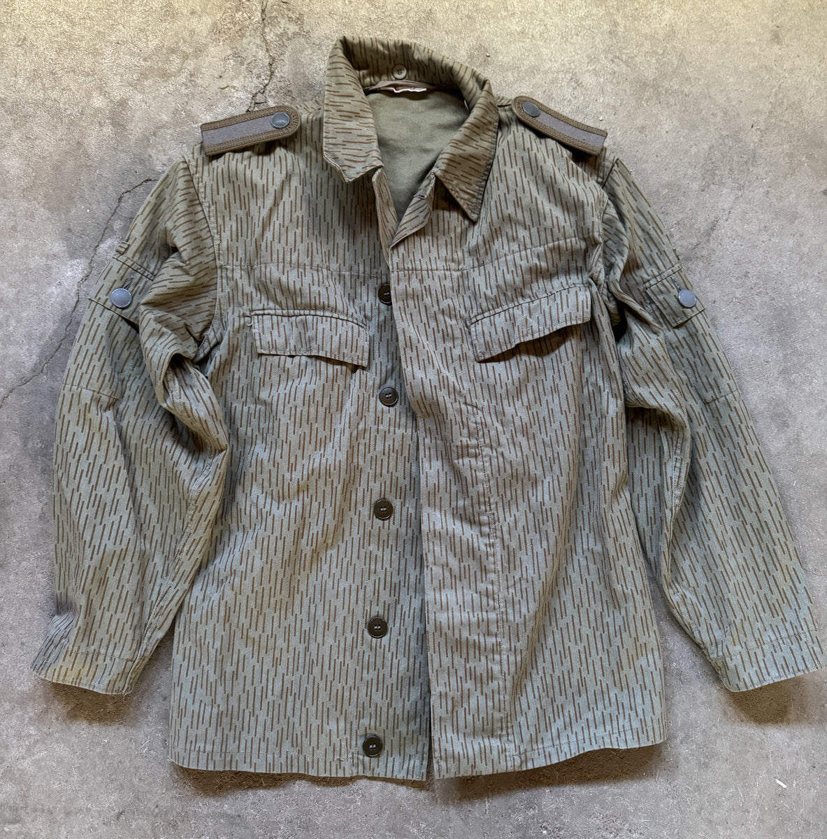 East German Strichtarn Field Shirt- Size SK44- Unteroffizier Rank ...