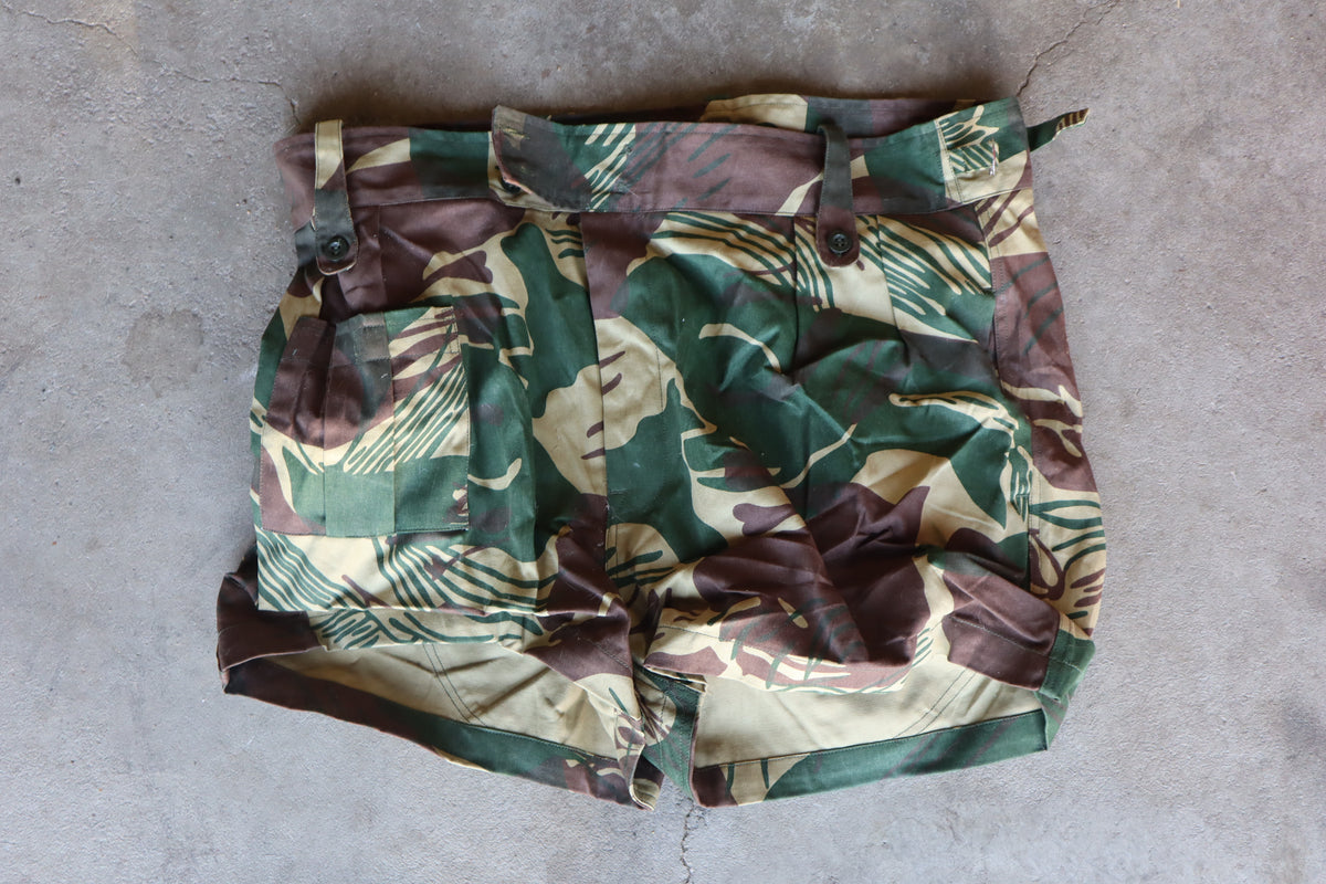Reproduction Rhodesian Brushstroke camo Shorts, Size 44" Waist – Mike's ...