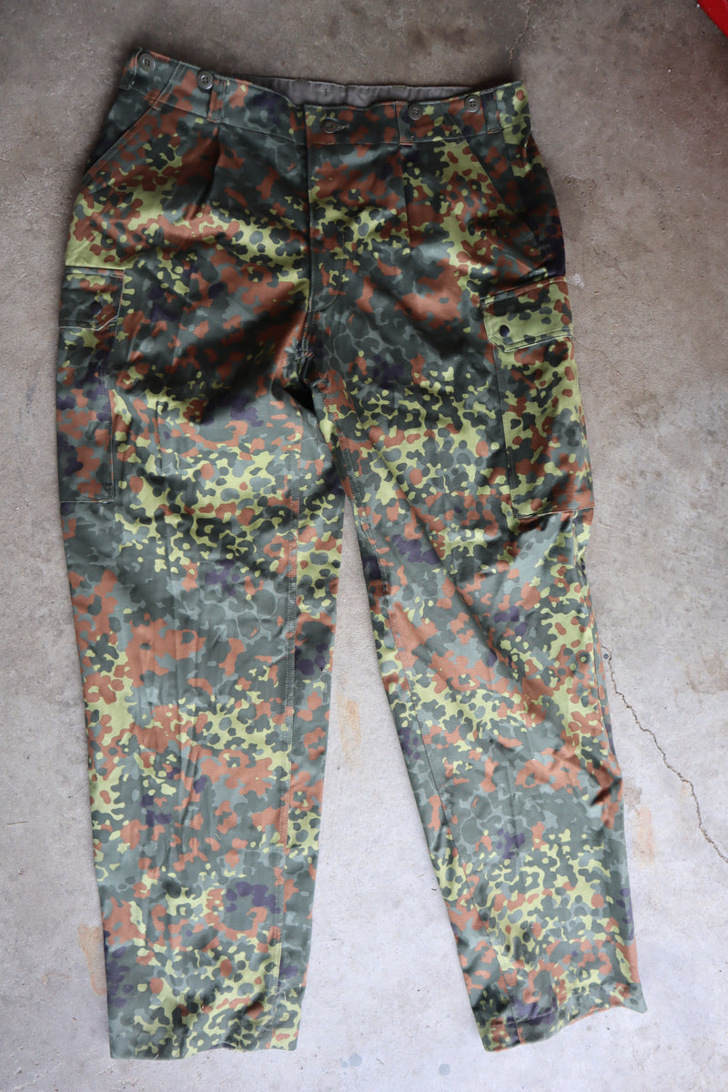 German Flecktarn Field Pants- Unissued, Size 19! – Mike's Militaria