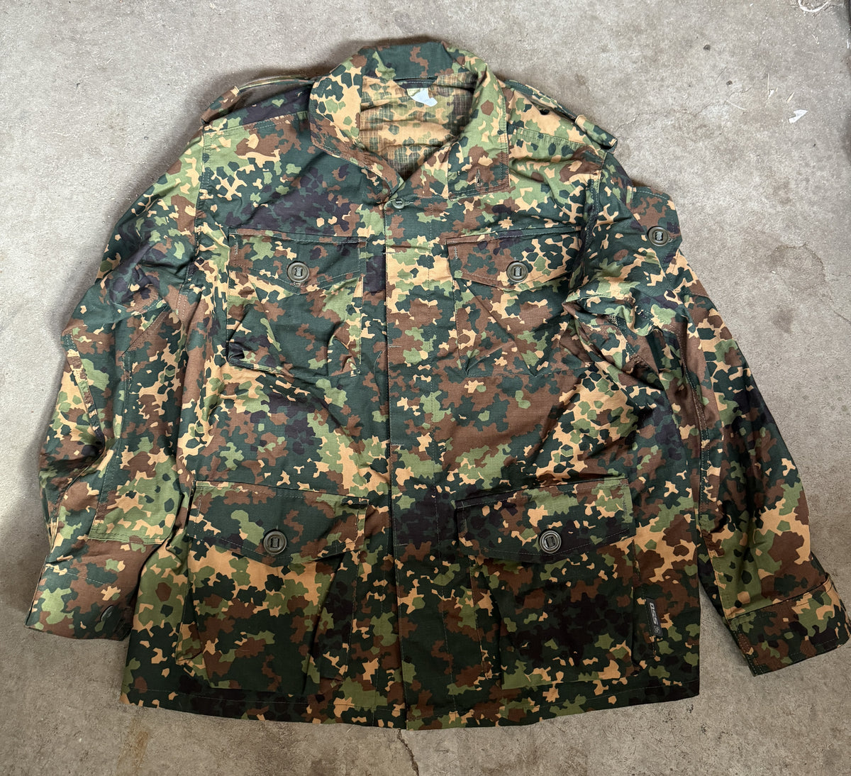 Russian "Izlom" Camouflage Field Shirt- Size 50" Chest – Mike's Militaria